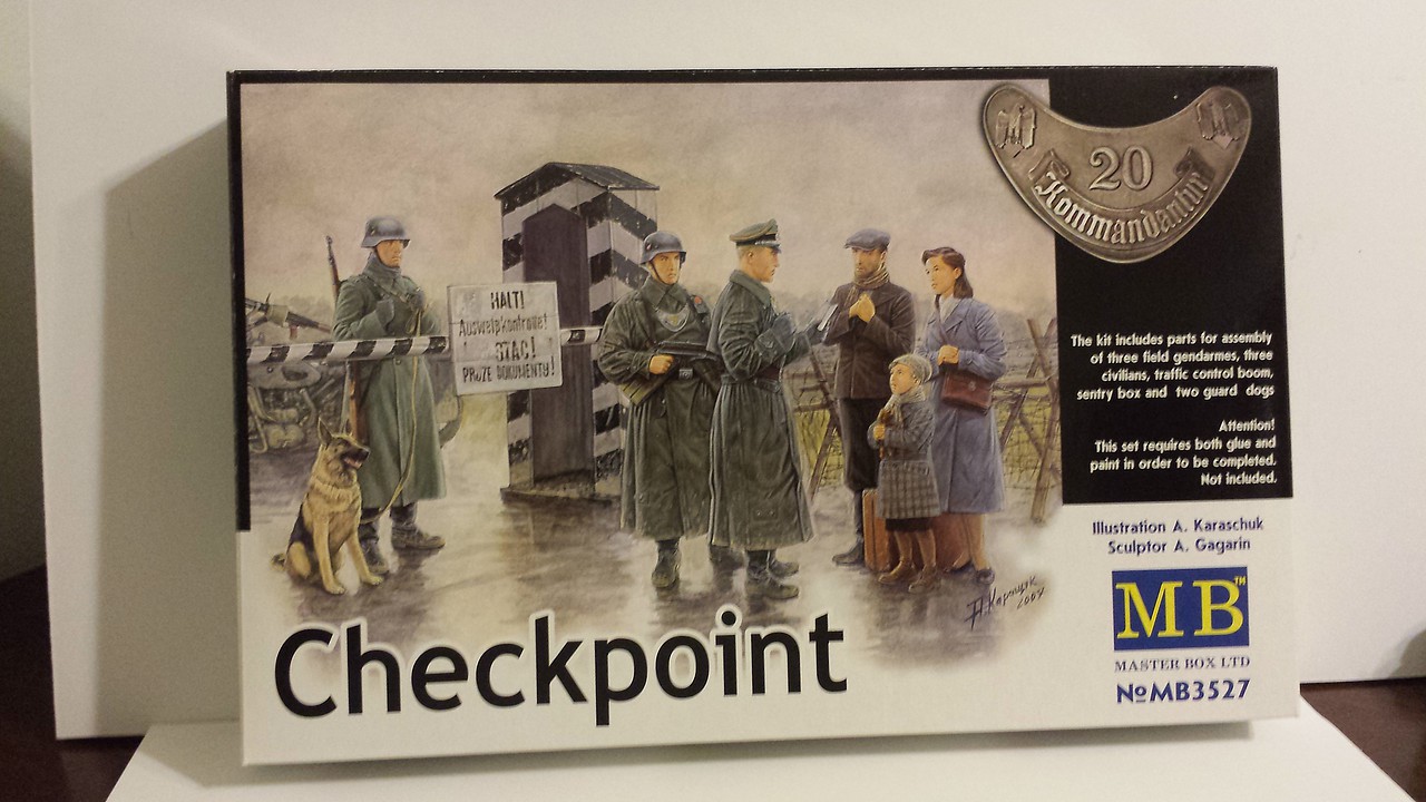 Checkpoint German Soldiers & Civilians -- Plastic Model Military Figure ...