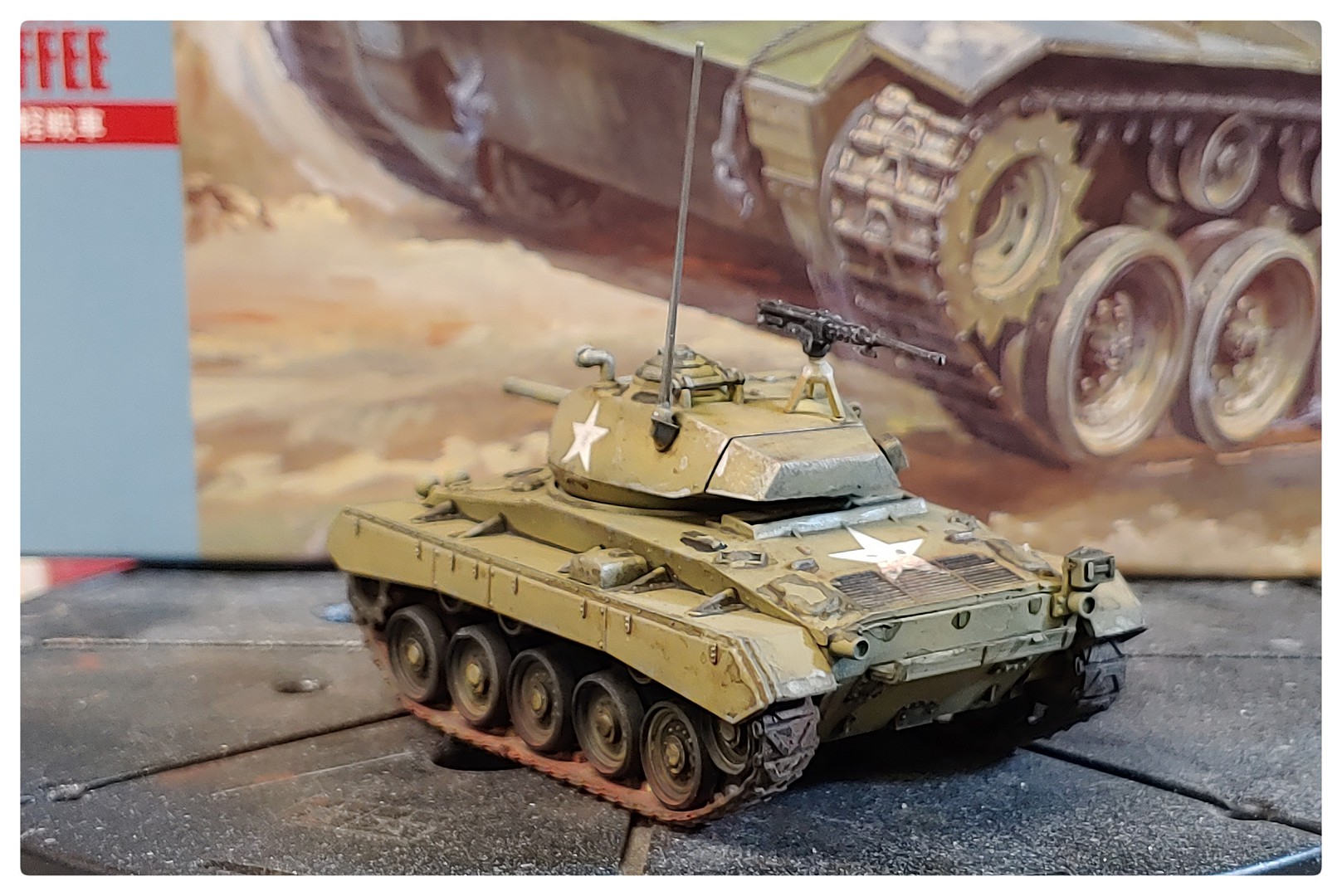 M24 Chaffee Light Tank -- Plastic Model Tank Kit -- 1/72 Scale ...