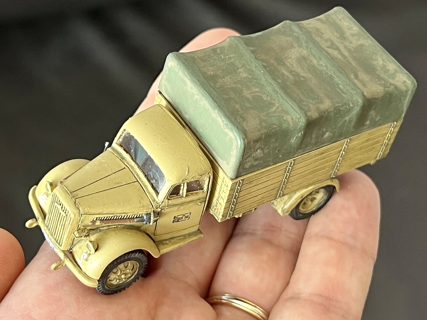 Kfz.305 Opel Blitz -- Plastic Model Military Vehicle Kit -- 1/72 Scale ...