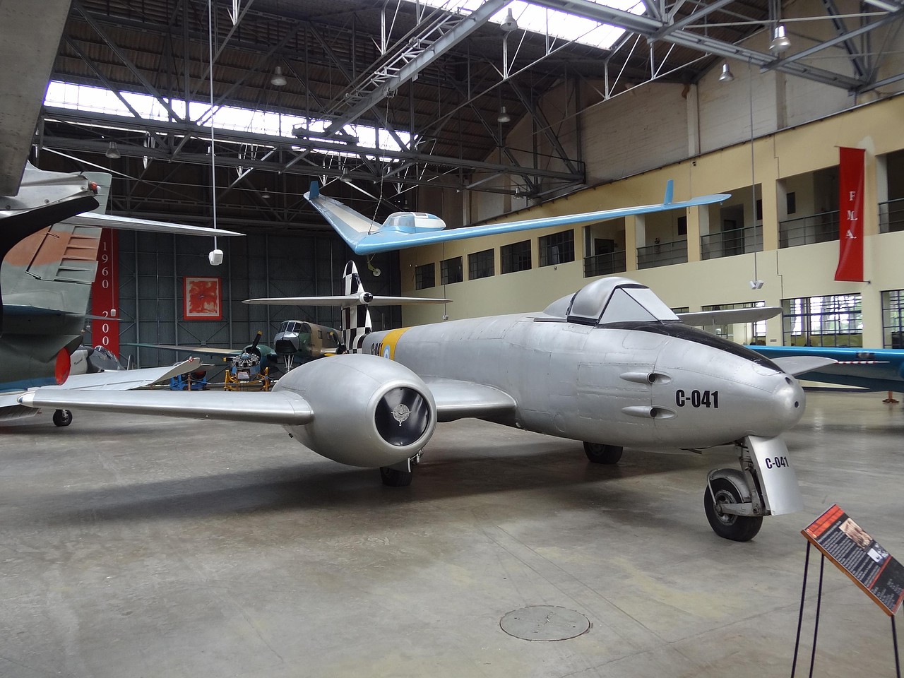 Gloster Meteor Mk 4 Fuerza Aerea Argentina Aircraft -- Plastic Model ...