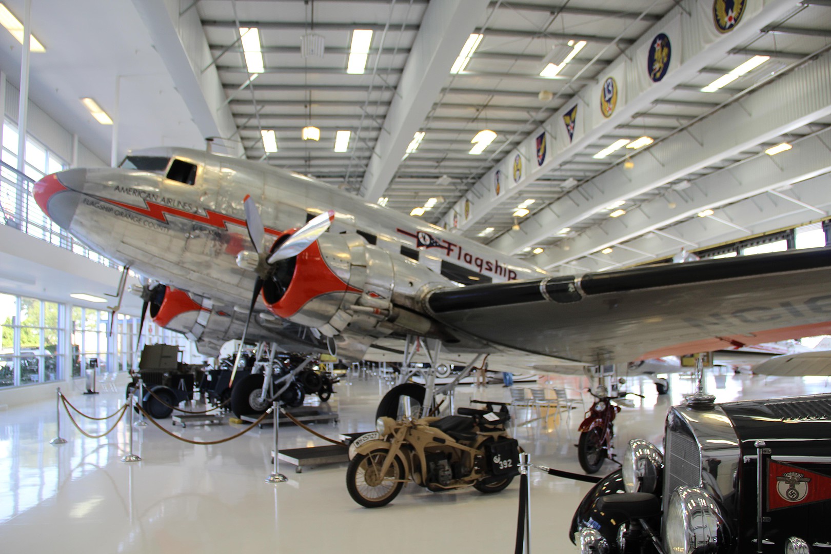 Douglas DC-3 -- Plastic Model Airplane Kit -- 1/144 Scale -- #rd0309 ...
