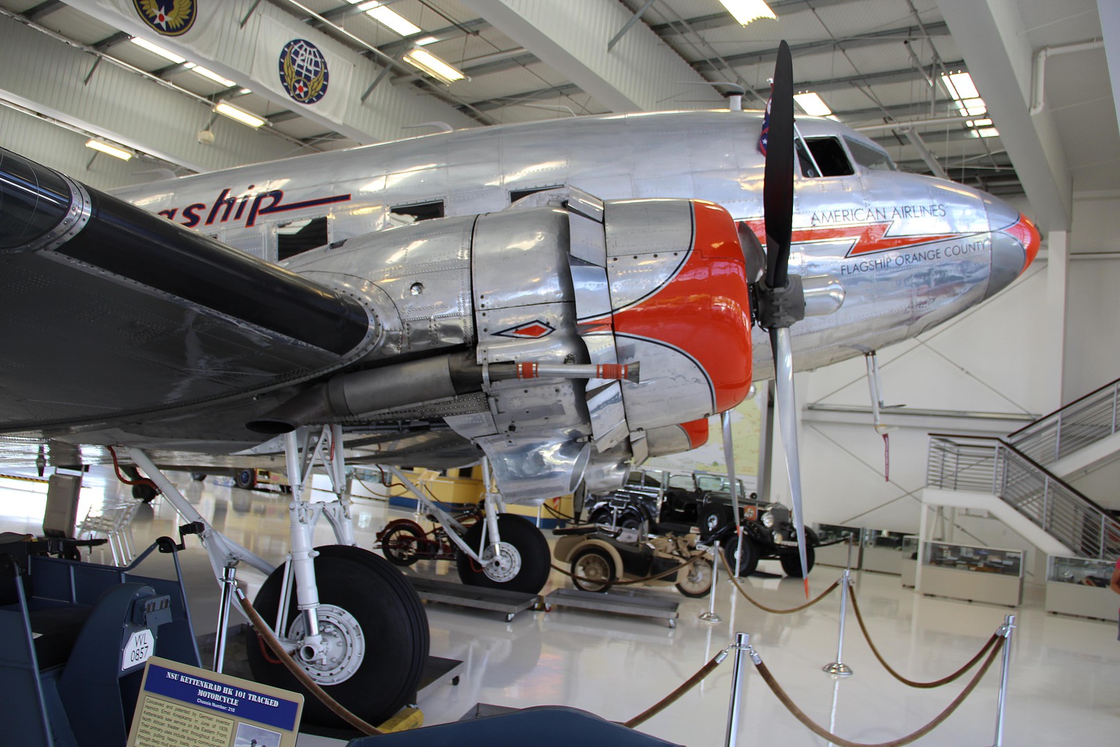Douglas DC-3 -- Plastic Model Airplane Kit -- 1/144 Scale -- #rd0309 ...