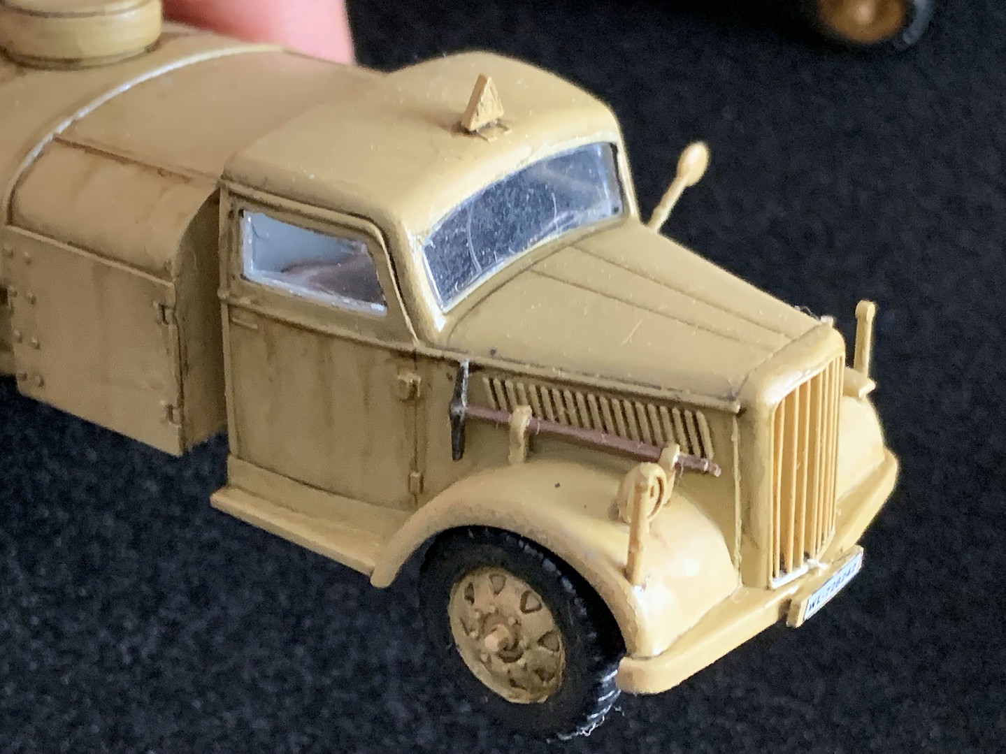 Model Masking Tape -- 6 mm -- #87030 pictures by hhpodesta