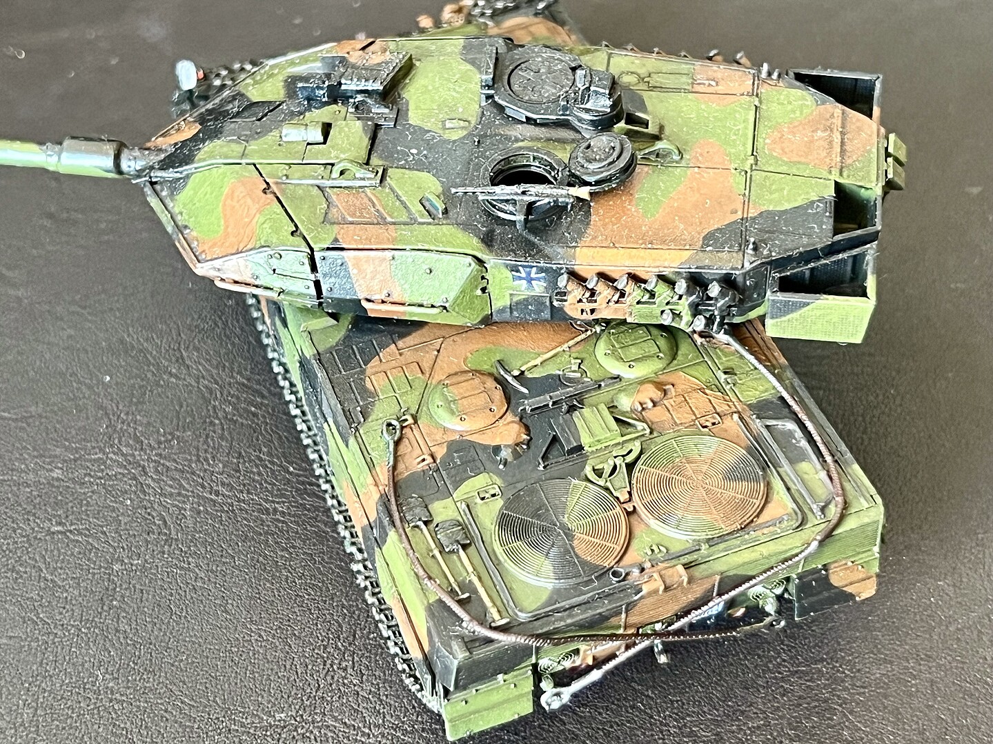 Leopard 2A6 A6M -- Plastic Model Tank Kit -- 1/72 Scale -- #03180 ...