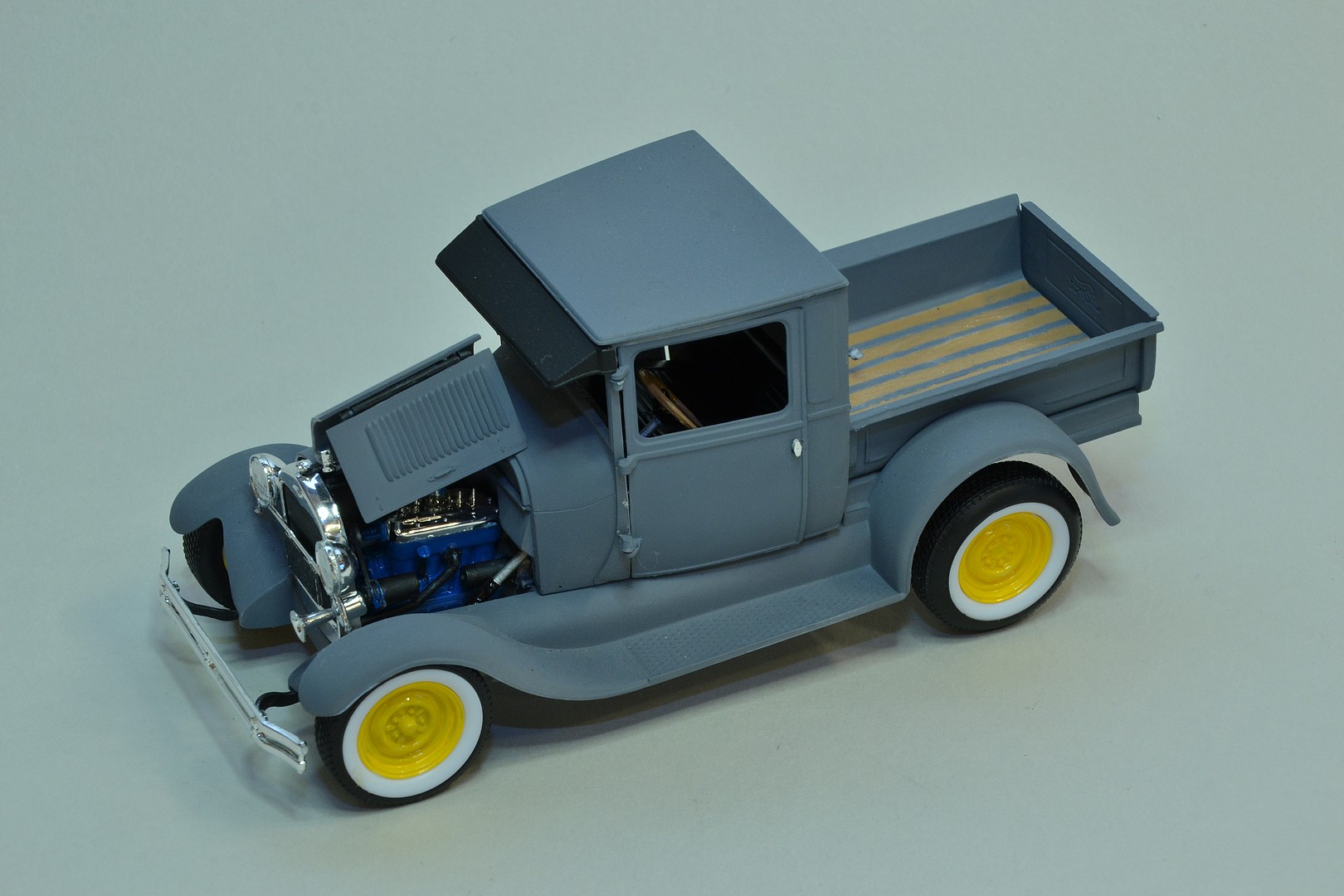 1929 Ford Rat Rod (3 in 1) -- Plastic Model Truck Kit -- 1/25 Scale ...