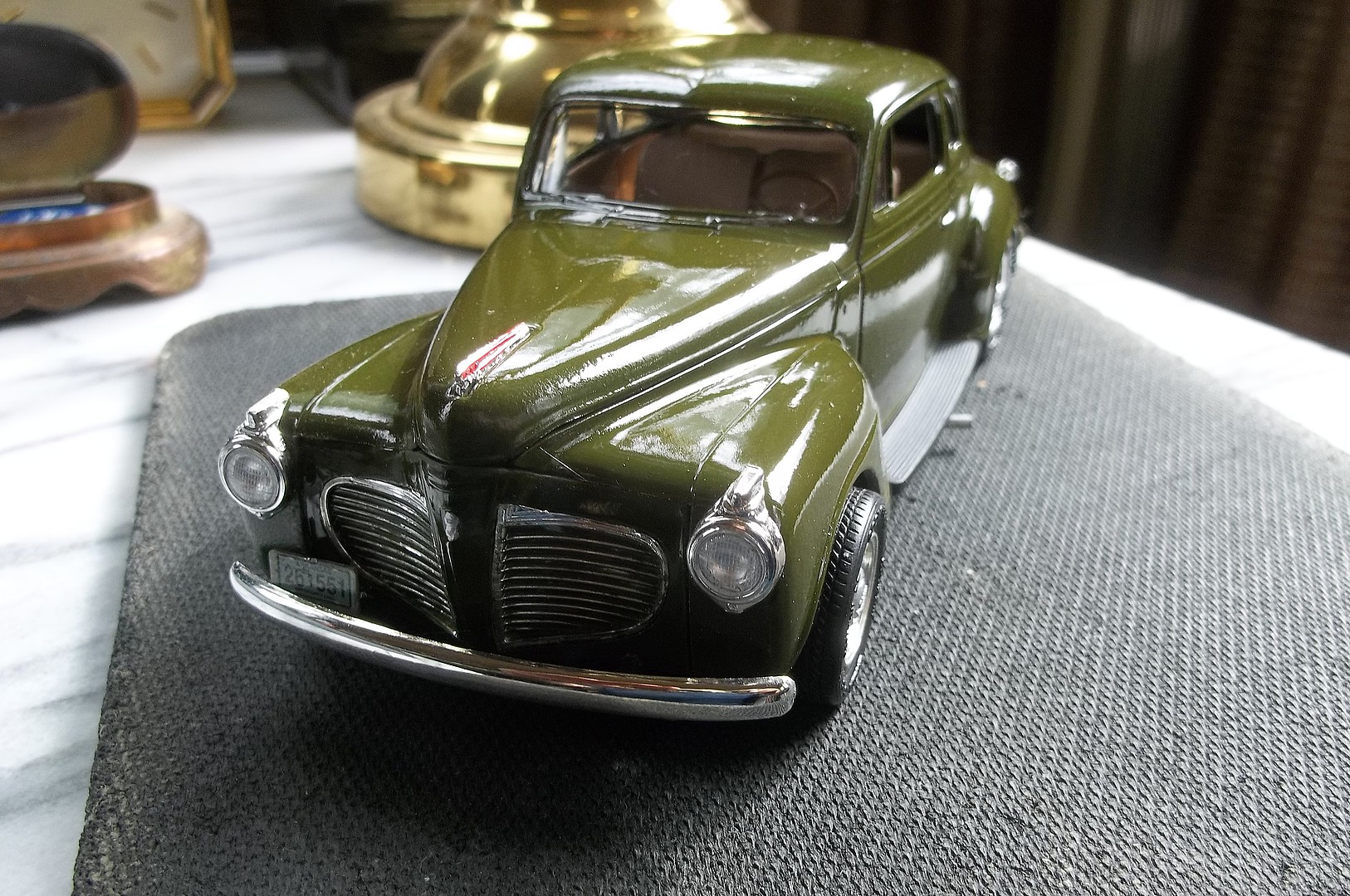 1941 Plymouth Coupe -- Plastic Model Car Kit -- 1/25 Scale -- #919 ...