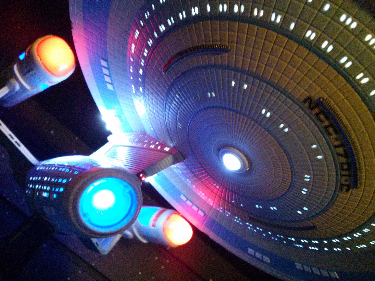 Star Trek Enterprise 1701-C -- Plastic Model Spaceship Kit -- 1/2500 ...