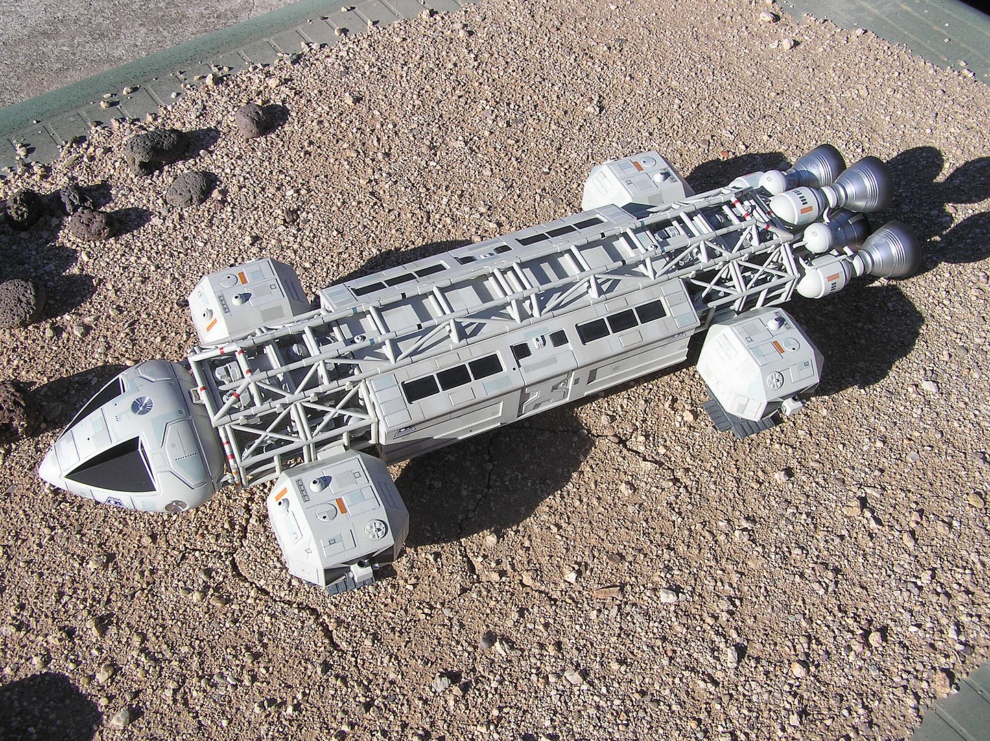 Gallery Pictures MPC 1999 Space Eagle Transporter Special Ed. Science ...