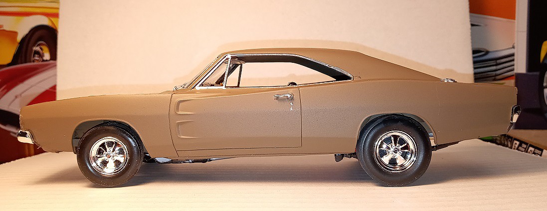 1968 Dodge Charger 2'n1 -- Plastic Model Car Kit -- 1/25 Scale ...