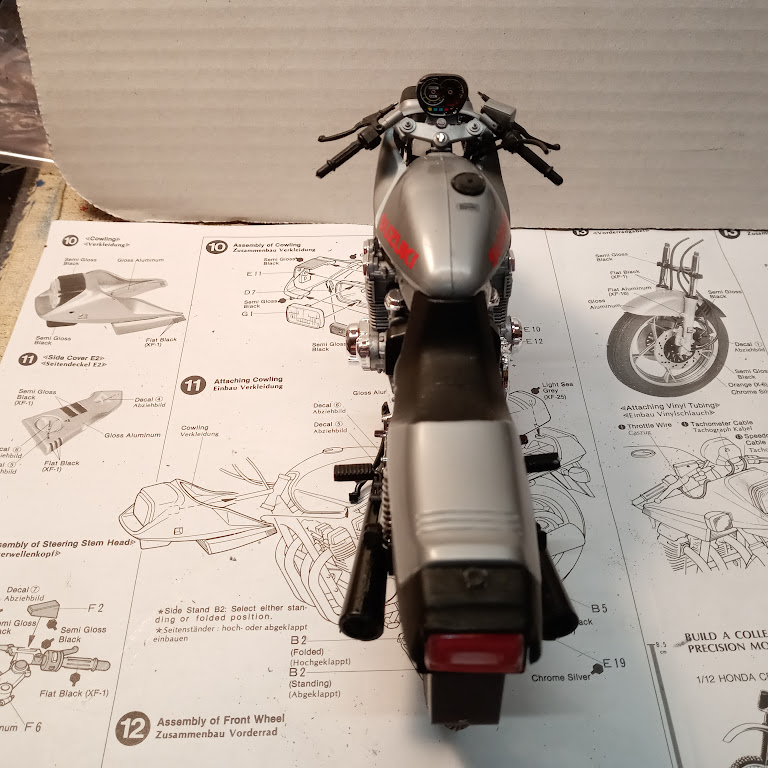 Suzuki GSX1100S Katana Bike -- Plastic Model Motorcycle Kit -- 1/12 ...