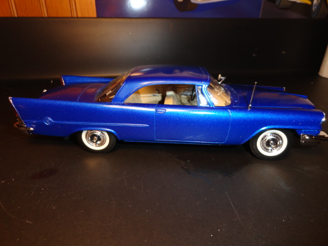 1957 Chrysler 300 -- Plastic Model Car Kit -- 1/25 Scale -- #1100-12 ...