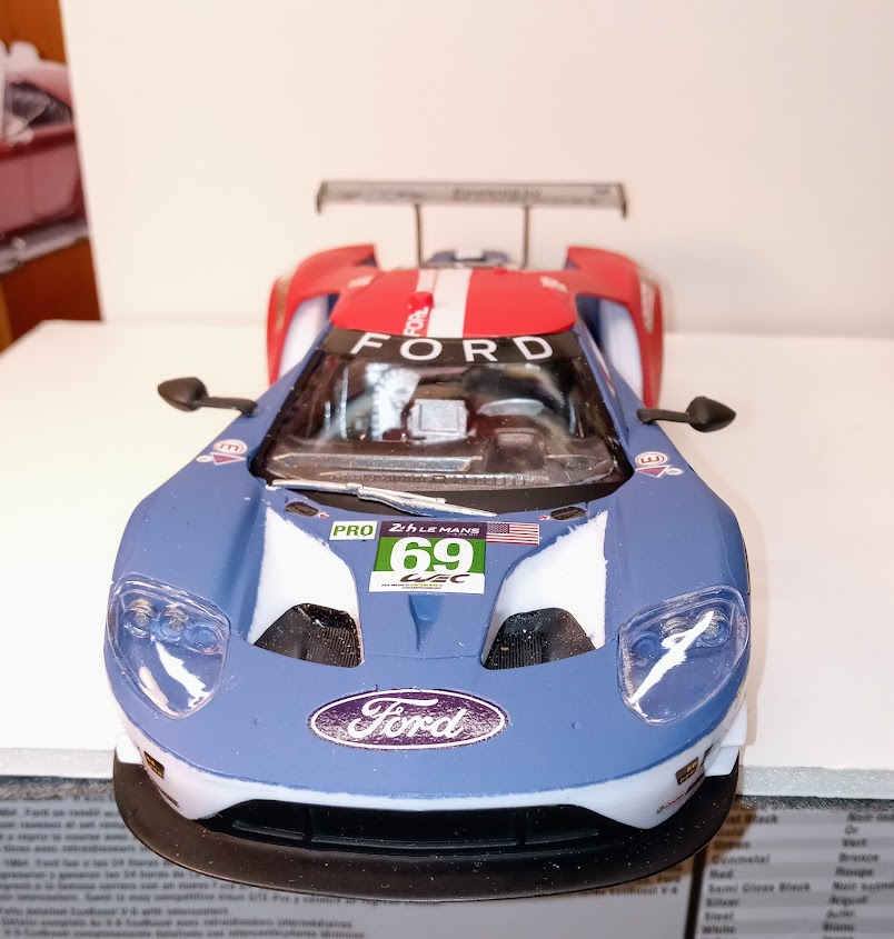 Ford GT LeMans 2017 Race Car -- Plastic Model Car Kit -- 1/24 Scale ...
