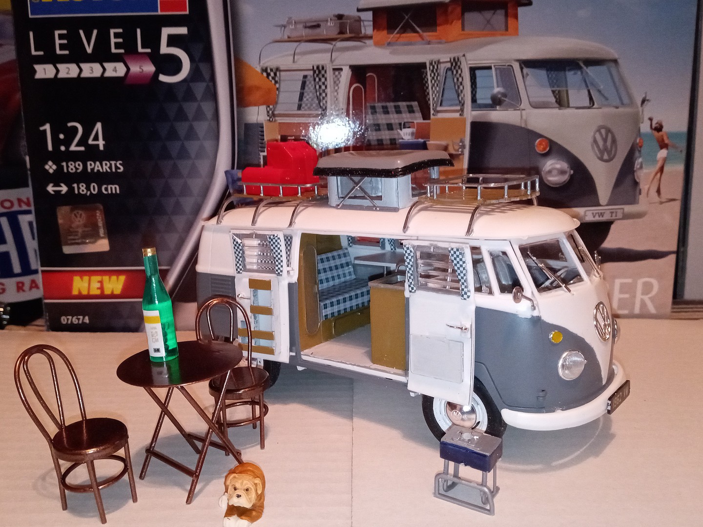 VW T1 Van Camper -- Plastic Model Vehicle Kit -- 1/24 Scale -- #7674 ...