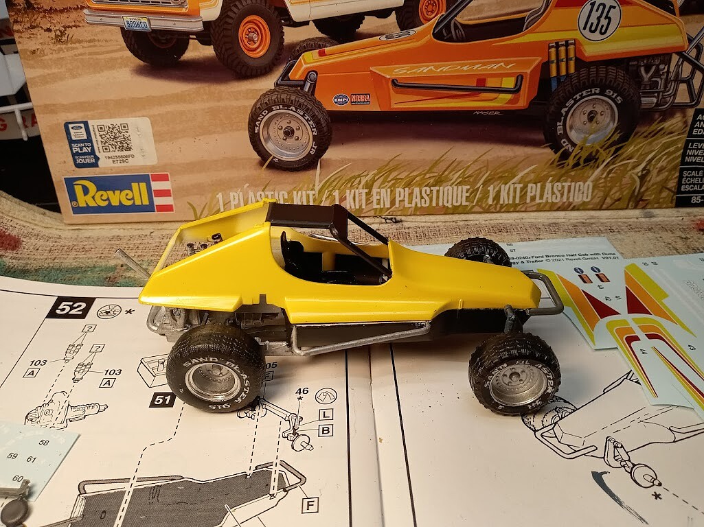 Bronco Half Cab Sandman II w/Dune Buggy and Trailer -- 1/25 Scale ...