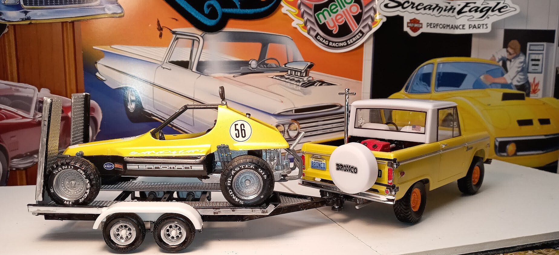 Bronco Half Cab Sandman II w/Dune Buggy and Trailer -- 1/25 Scale ...