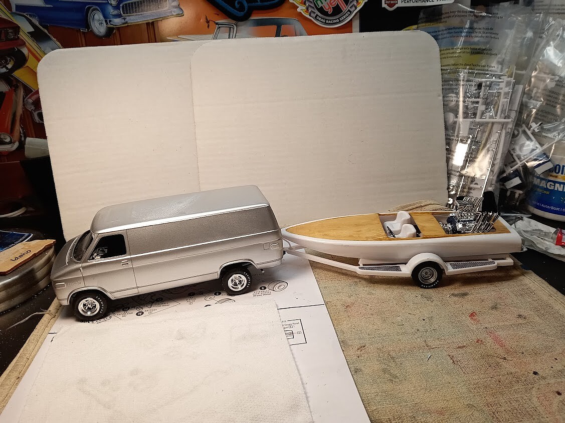 Aqua Rod Race Team 1975 Van, Boat & Trailer Pictures