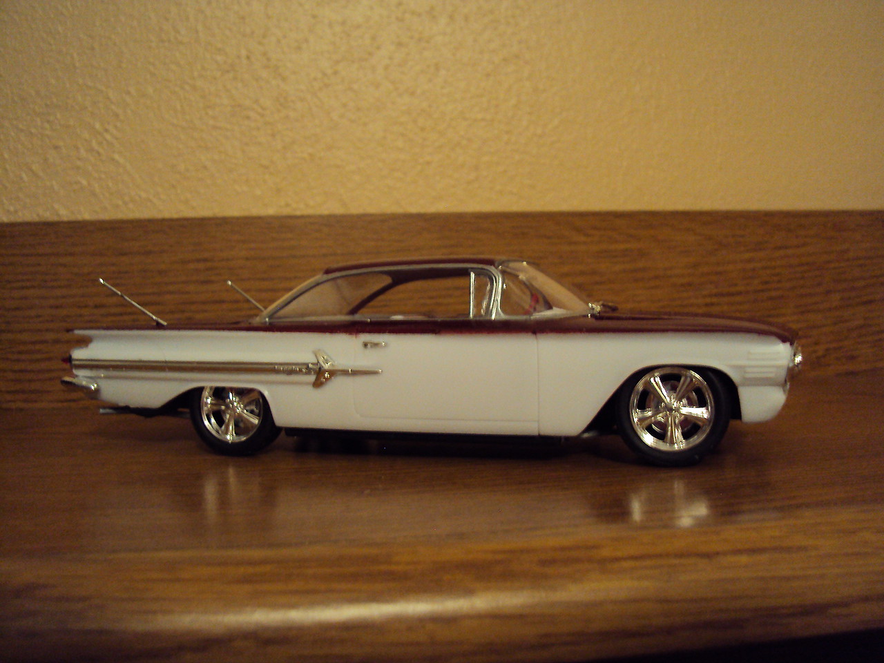 1960 Chevy Impala Hardtop 2'n1 -- Plastic Model Car Kit -- 1/25 Scale ...