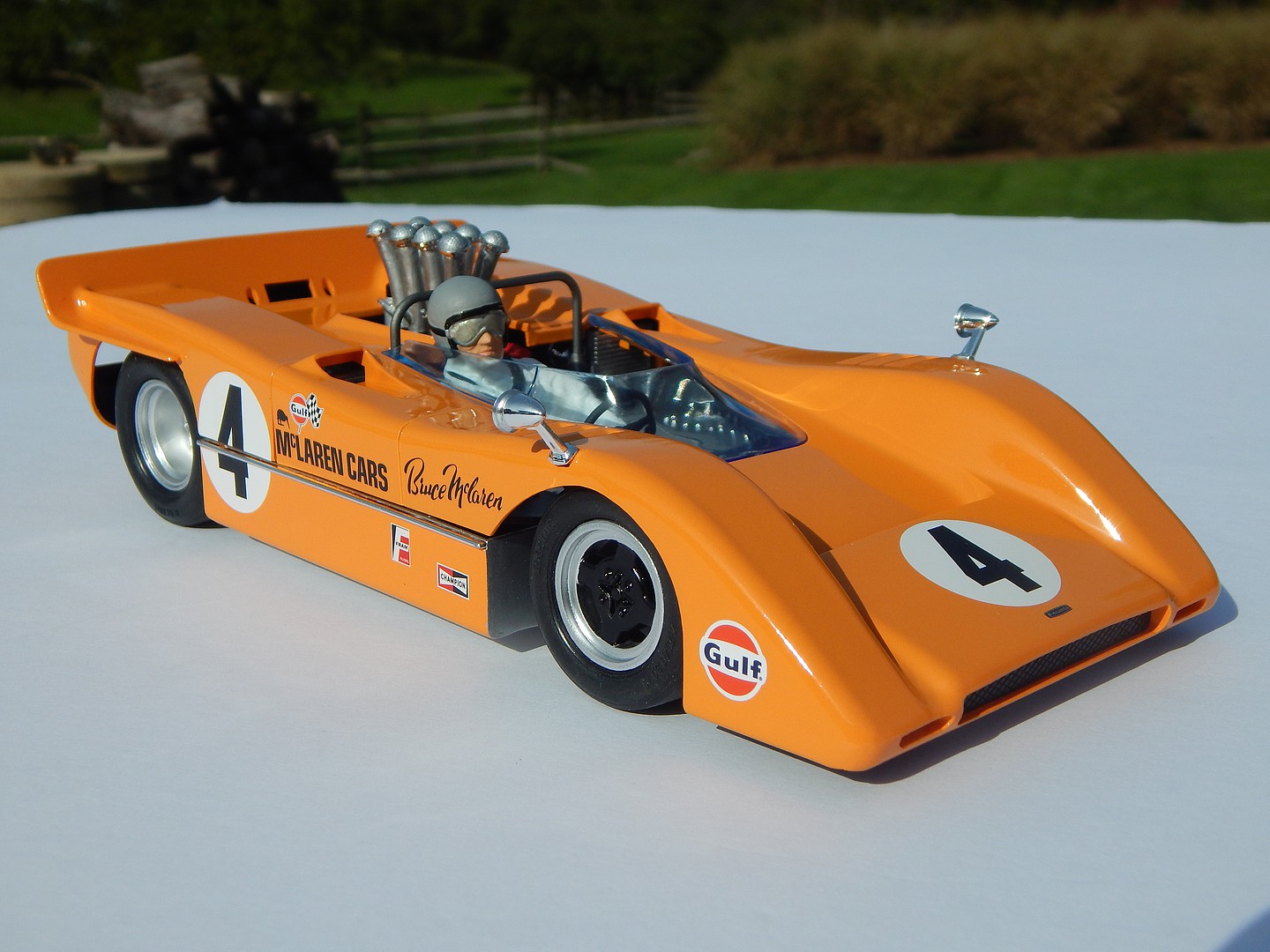 1968 McLaren M8 -- Plastic Model Car Kit -- 1/18 Scale -- #10008 ...