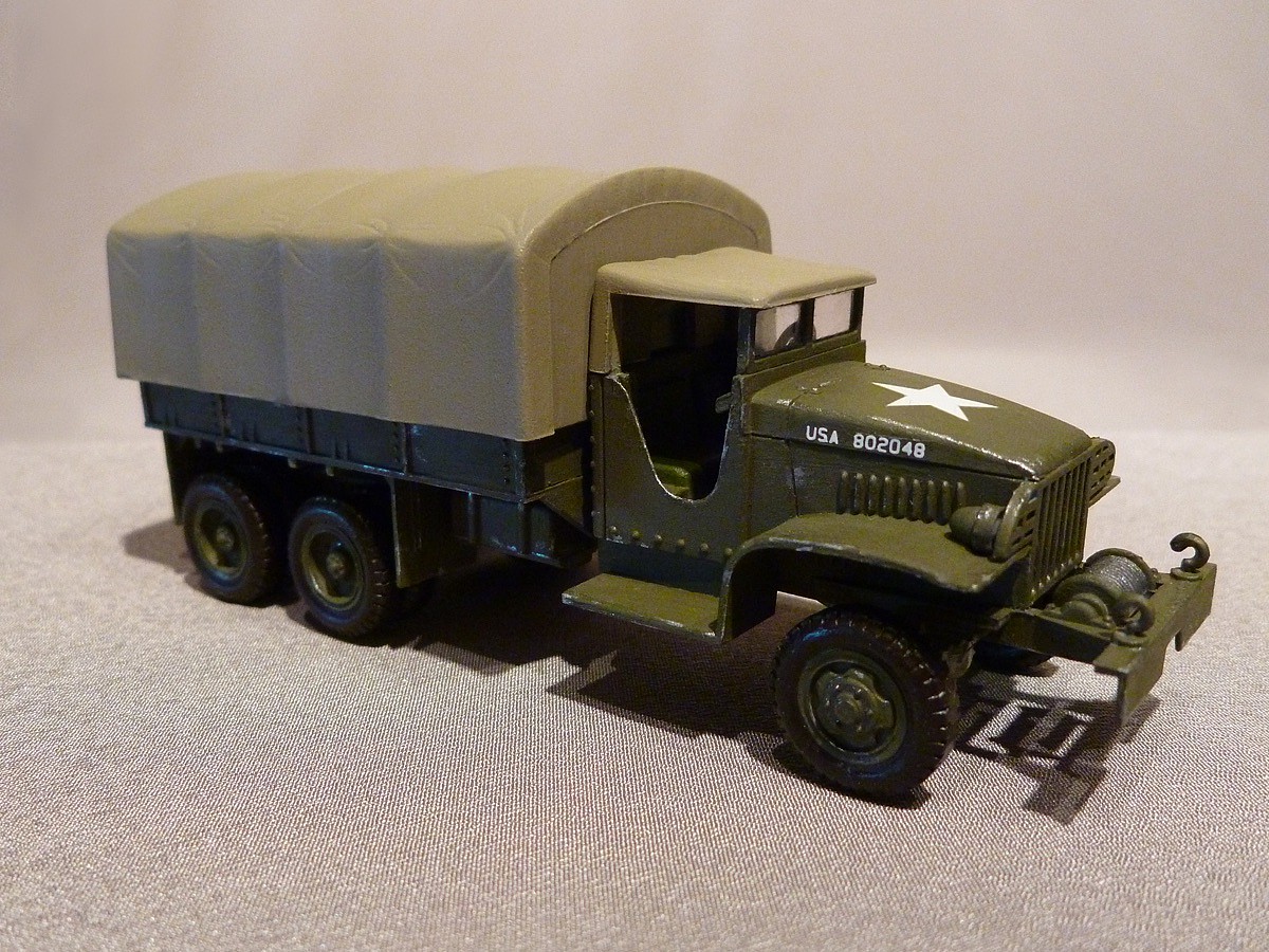 GMC CCKW-353 Cargo Truck -- Plastic Model Truck Kit -- 1/72 Scale ...