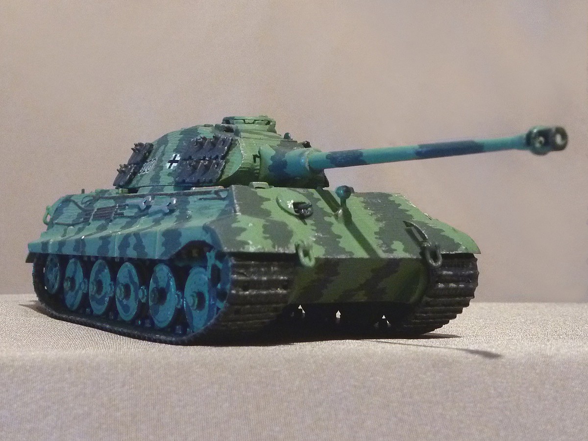 German SdKfz 182 King Tiger Tank Porsche Turret -- Plastic Model Kit ...