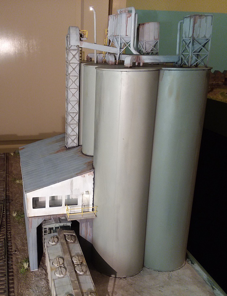 Medusa Cement Company - Kit - 9 x 7 x x 11'' -- HO Scale Model Railroad ...