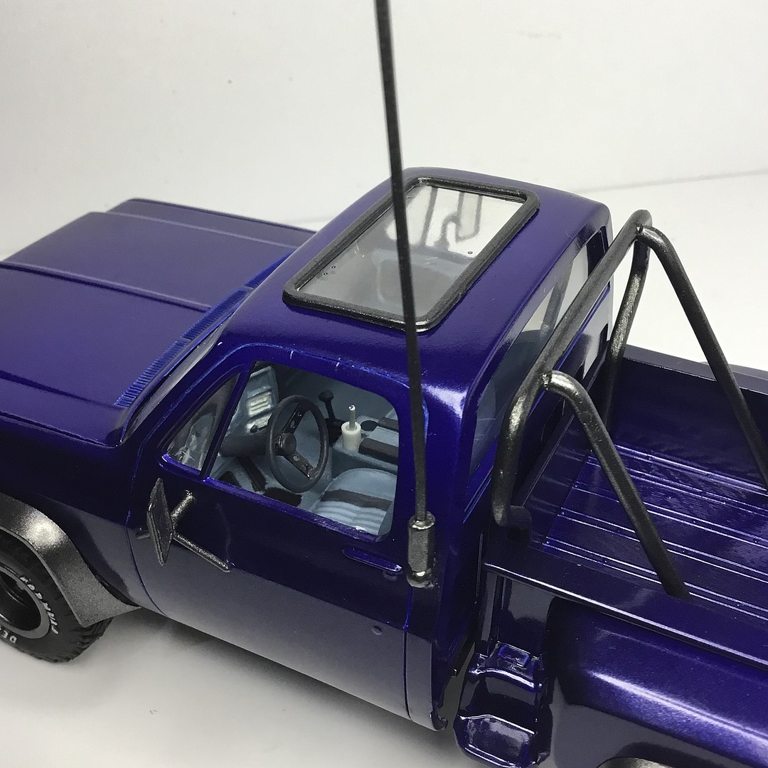 1976 Chevy Sport Stepside -- Plastic Model Car Kit -- 1/24 Scale ...