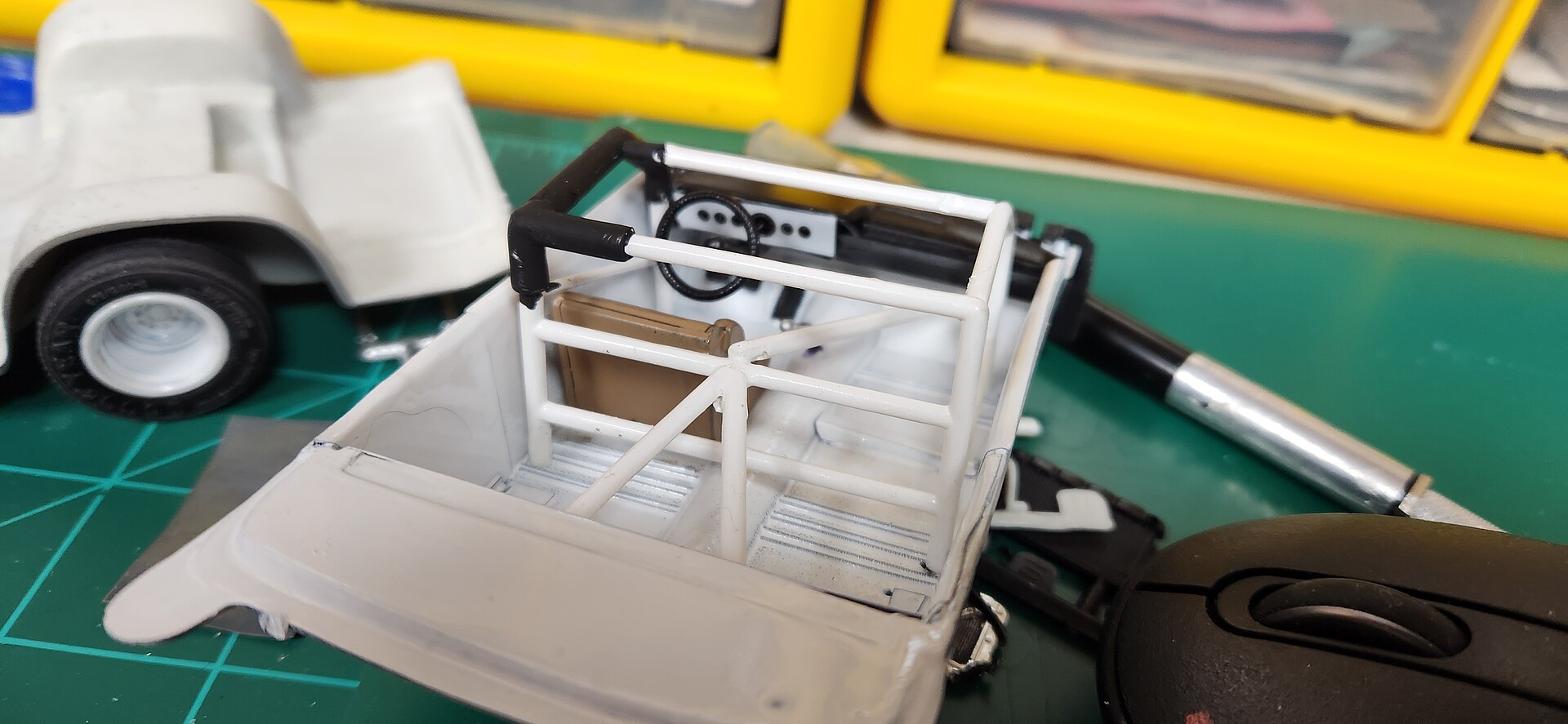 '66 Ford Galaxy Sweet Bippy -- Plastic Model Car Vehicle Kit -- 1/25 ...