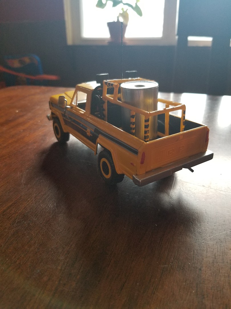 1980 Jeep Honcho Ice Patrol -- Plastic Model Truck Kit -- 1/25 Scale ...