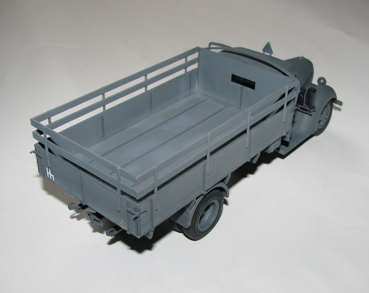 G917T German Army Truck -- Plastic Model Military Truck Kit -- 1/35 ...