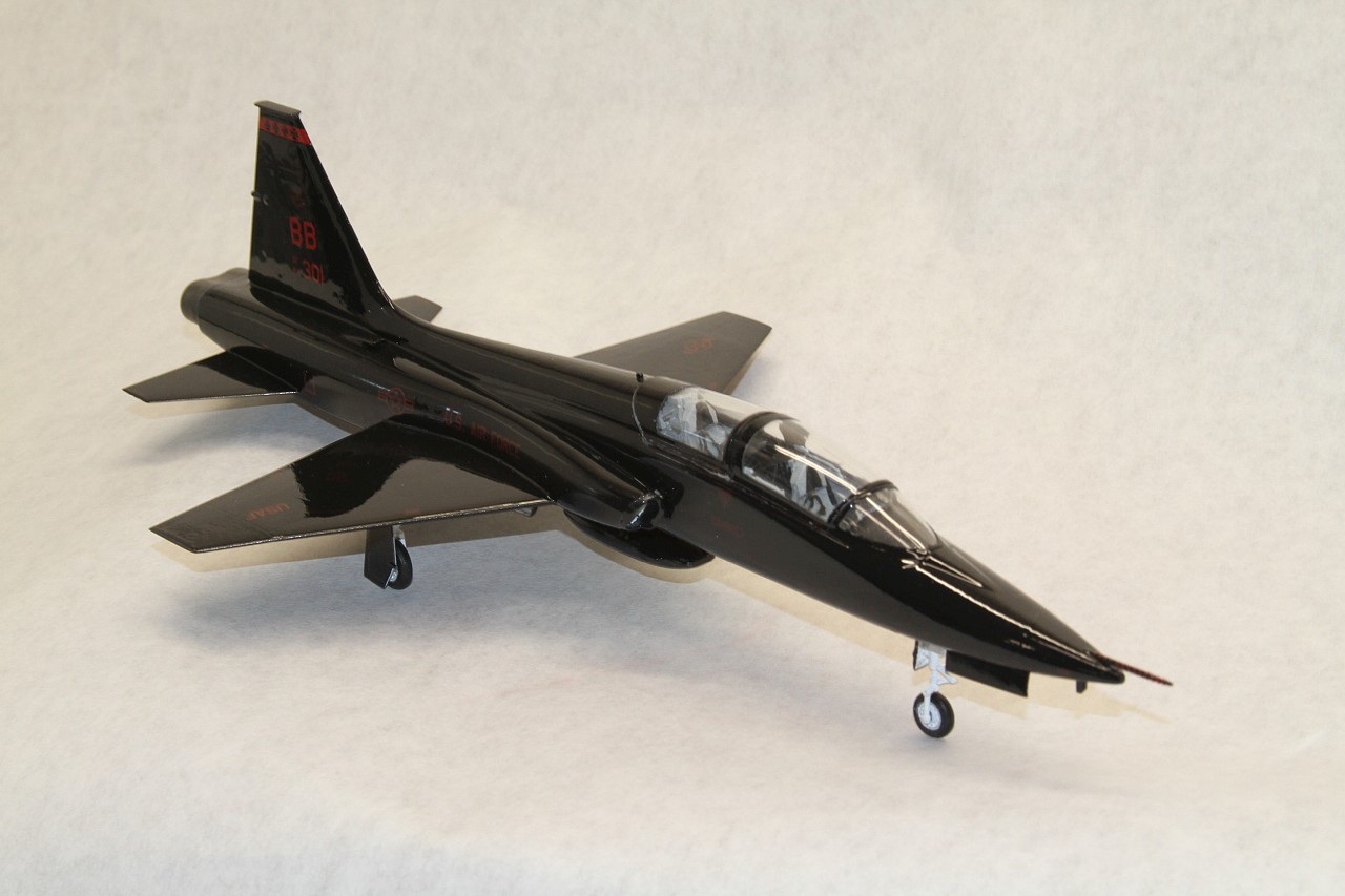 USAF T-38A Talon Jet Trainer Aircraft -- Plastic Model Airplane Kit ...