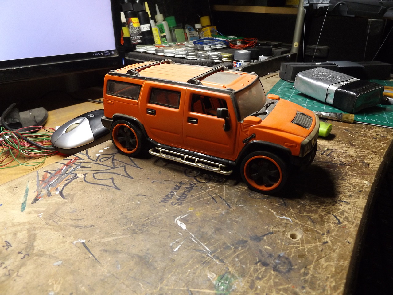 Hummer H2 -- Plastic Model Truck Kit -- 1/25 Scale -- #07186 pictures ...