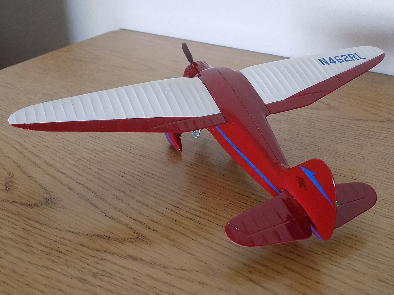 Stinson Reliant SR9 Airplane -- Plastic Model Airplane Kit -- 1/48 ...