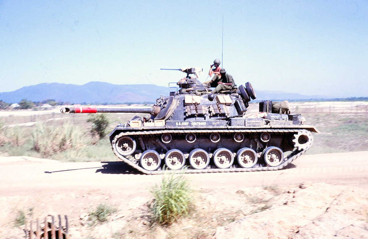 M48A3 Mod.B -- Plastic Model Military Vehicle Kit -- 1/35 Scale -- #3544 pictures by pamrel01