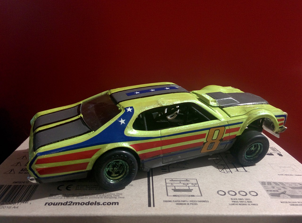 Jim Cushman Plymouth Duster -- Plastic Model Car Kit -- 1/25 Scale ...