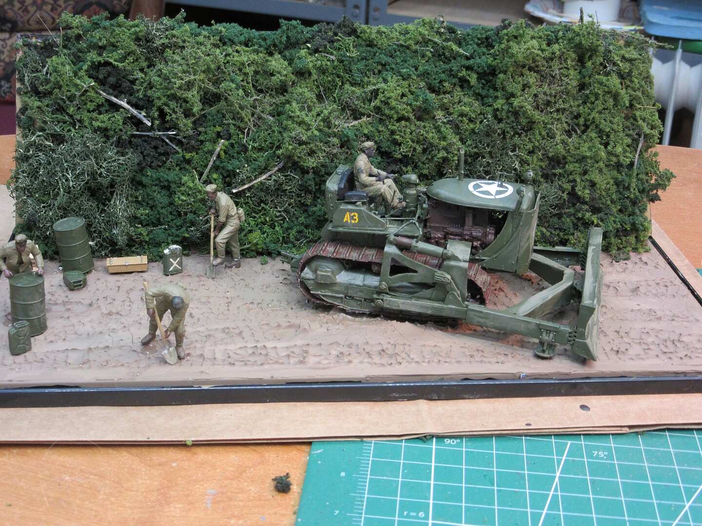 US Army Bulldozer -- Plastic Model Military Vehicle Kit -- 1/35 Scale ...