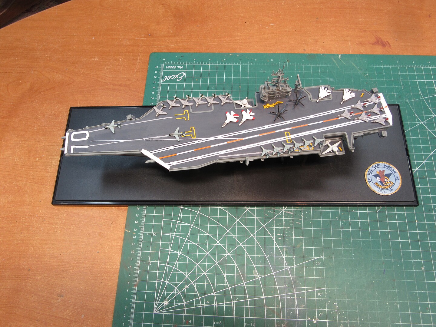USS Nimitz CVN-68 -- Plastic Model Aircraft Carrier Kit -- 1/800 Scale ...