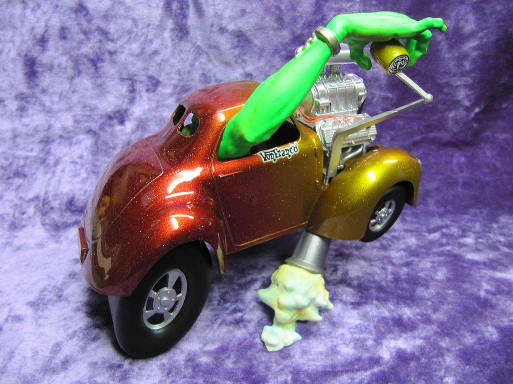 Von Franco's Stoned Hoods & Crooks Custom Car -- Plastic Model Fantasy ...