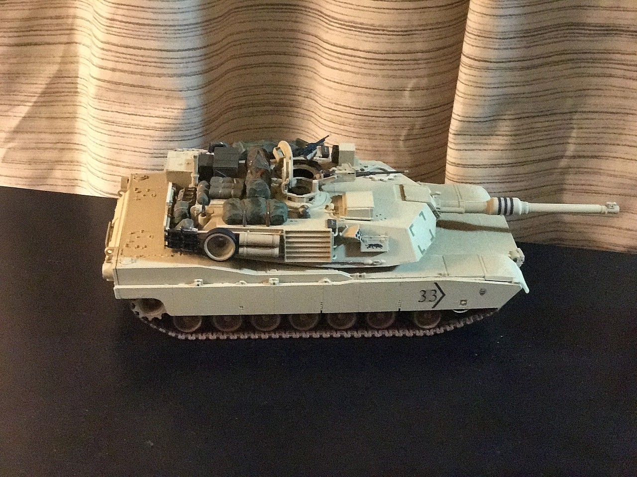 M1A2 Abrams 120mm Gun Tank Pictures
