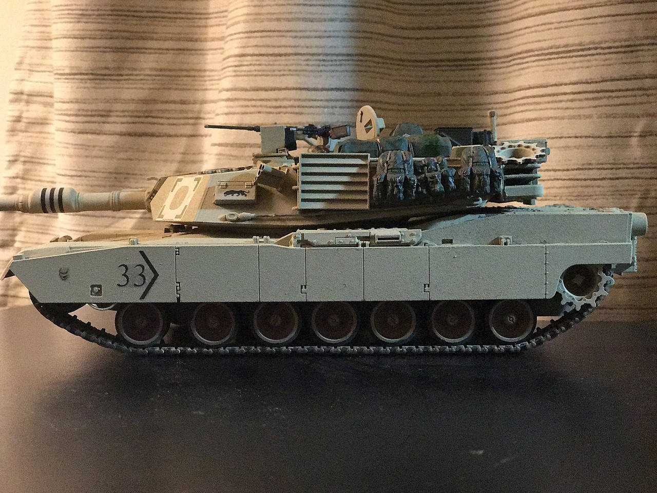 M1A2 Abrams 120mm Gun Tank Pictures