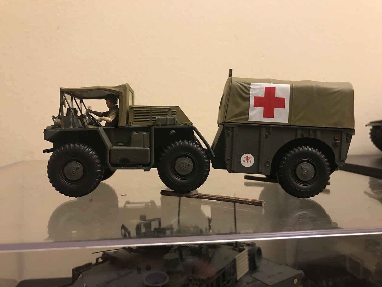 US 6x6 M792 Gamma Goat Ambulance Truck -- Plastic Model Military ...