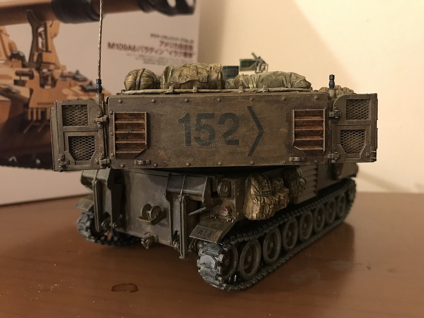 US Self-Propelled Howitzer M109A6 Paladin -- Plastic Model Military ...