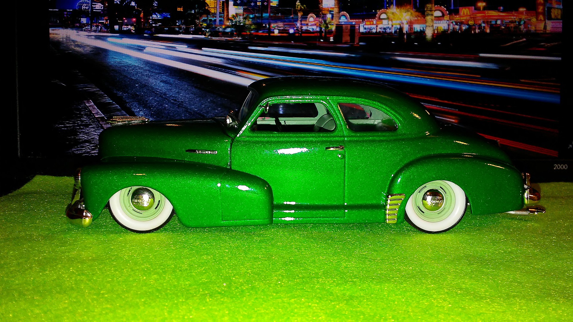 1947 Chevrolet Coupe -- Plastic Model Car Kit -- 1/25 Scale -- #13031 ...