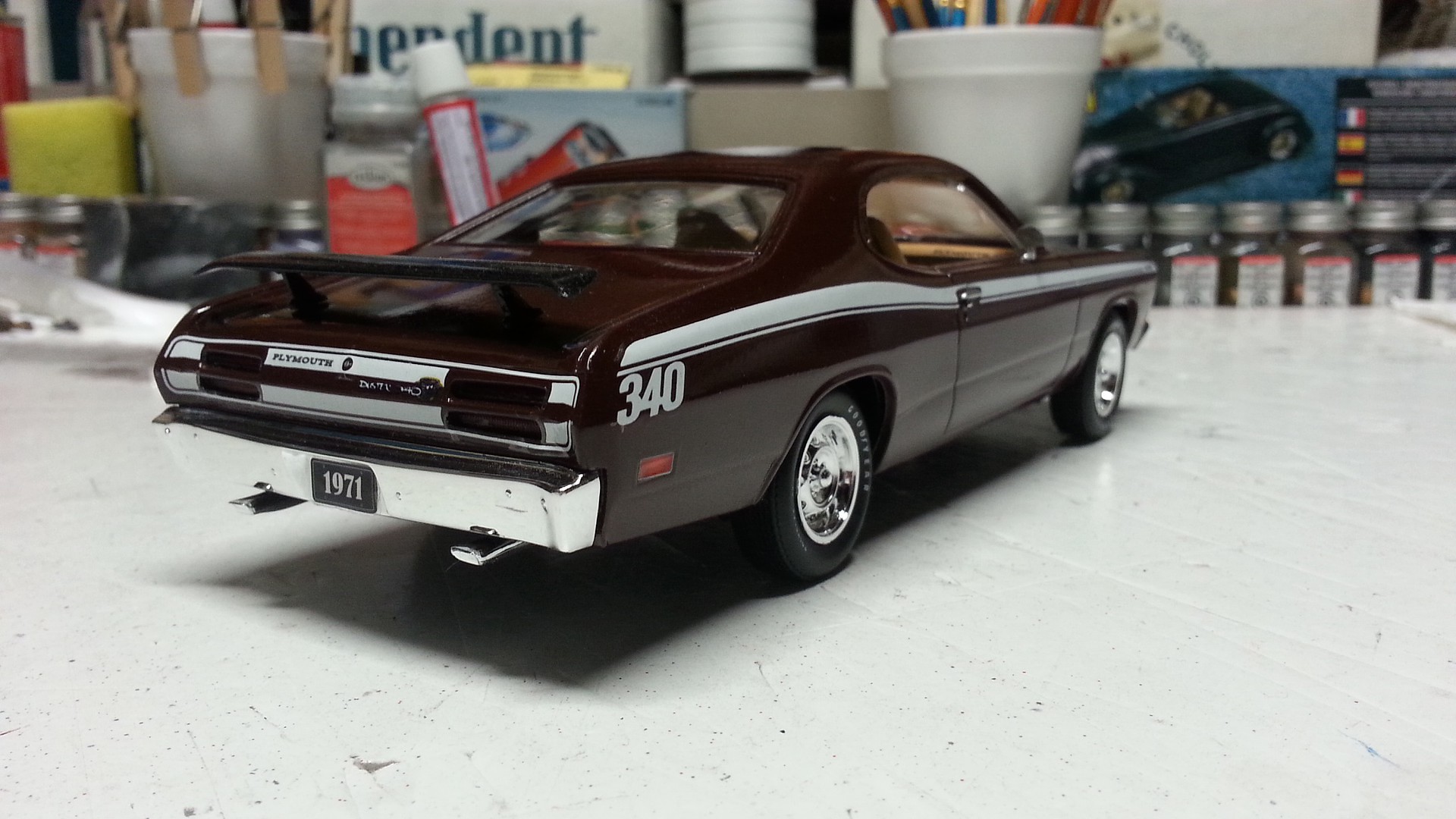 1971 Plymouth Duster 340 -- Plastic Model Car Kit -- 1/25 Scale ...