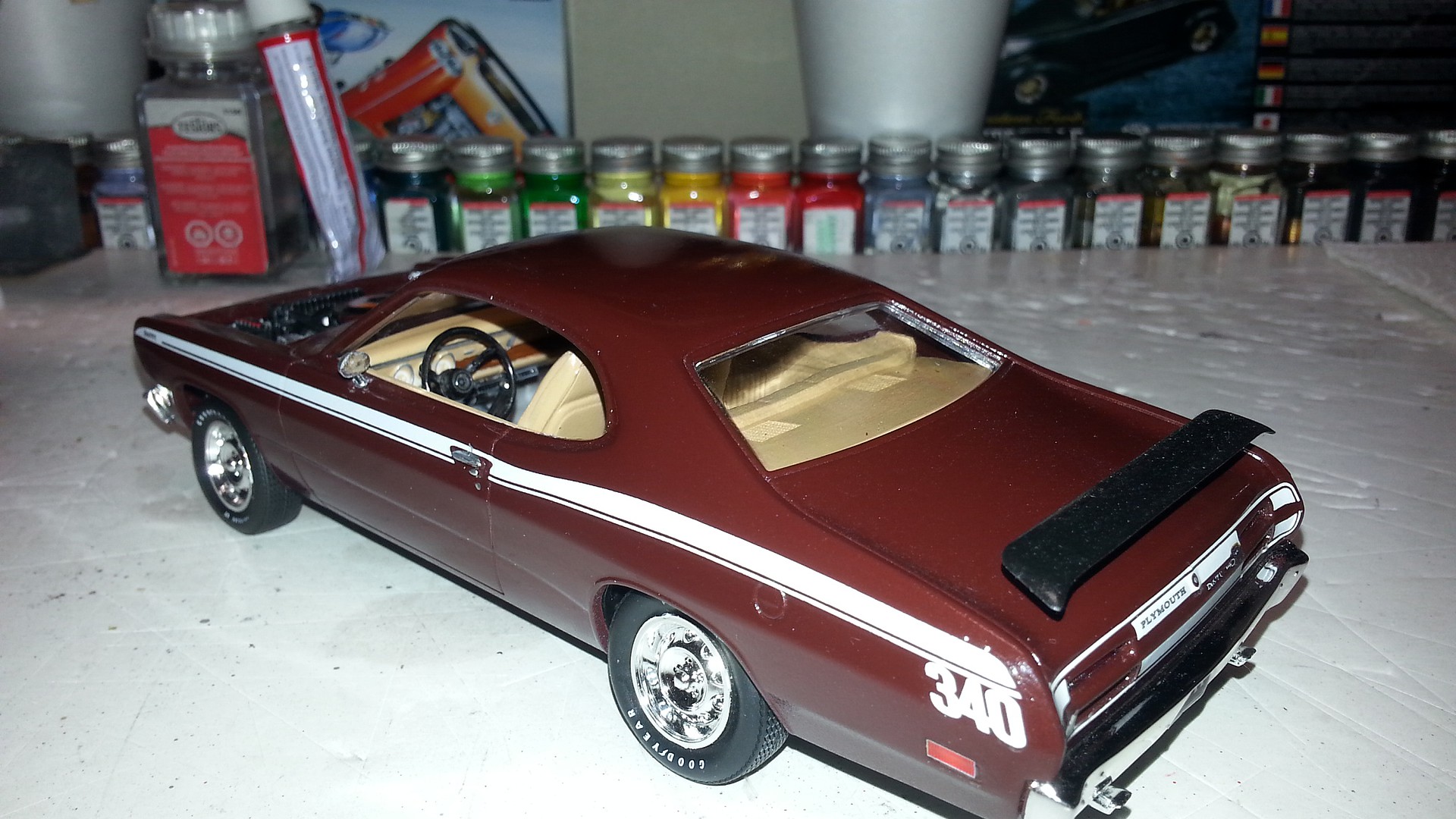 1971 Plymouth Duster 340 -- Plastic Model Car Kit -- 1/25 Scale ...