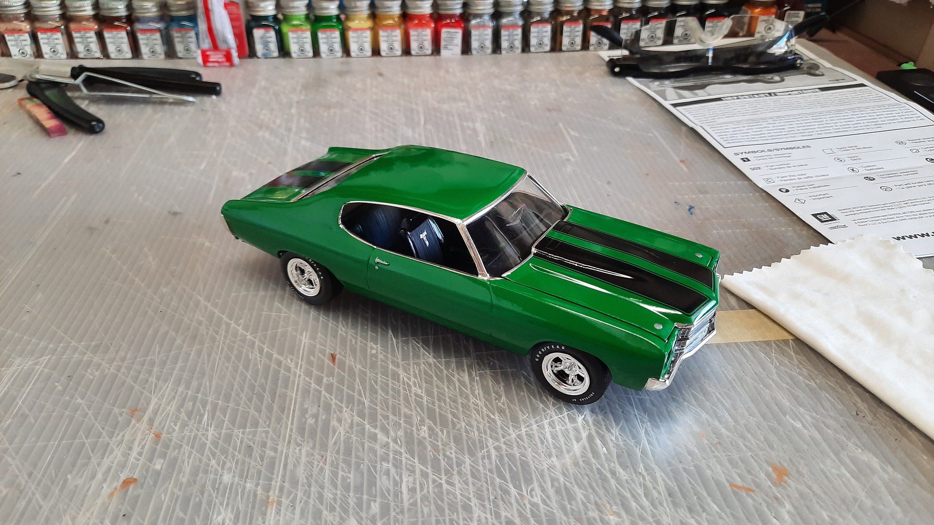 1970 Chevy Chevelle 22 2T -- Plastic Model Car Kit -- 1/25 Scale ...