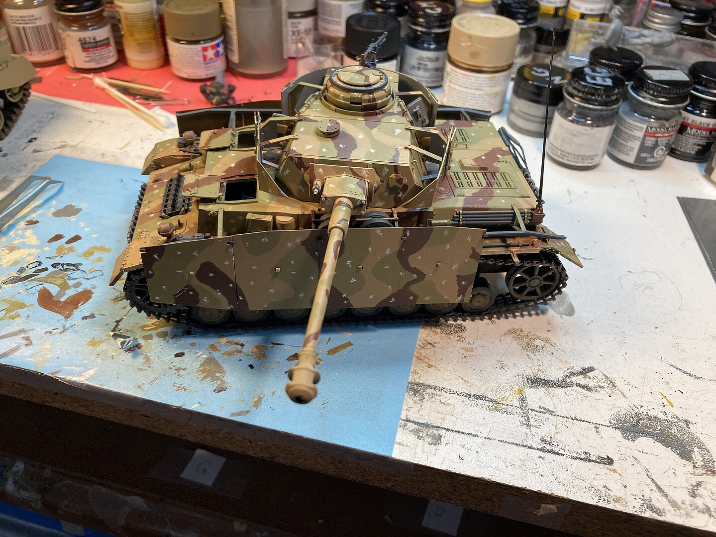 German Pz.Kpfw.IV Ausf.G/H (2 in 1) -- Plastic Model Military Vehicle ...