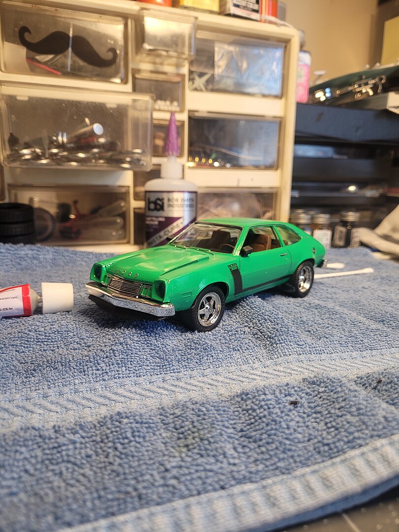 Popper 1977 Ford Pinto w/Coca-Cola Machine -- Plastic Model Car Vehicle ...