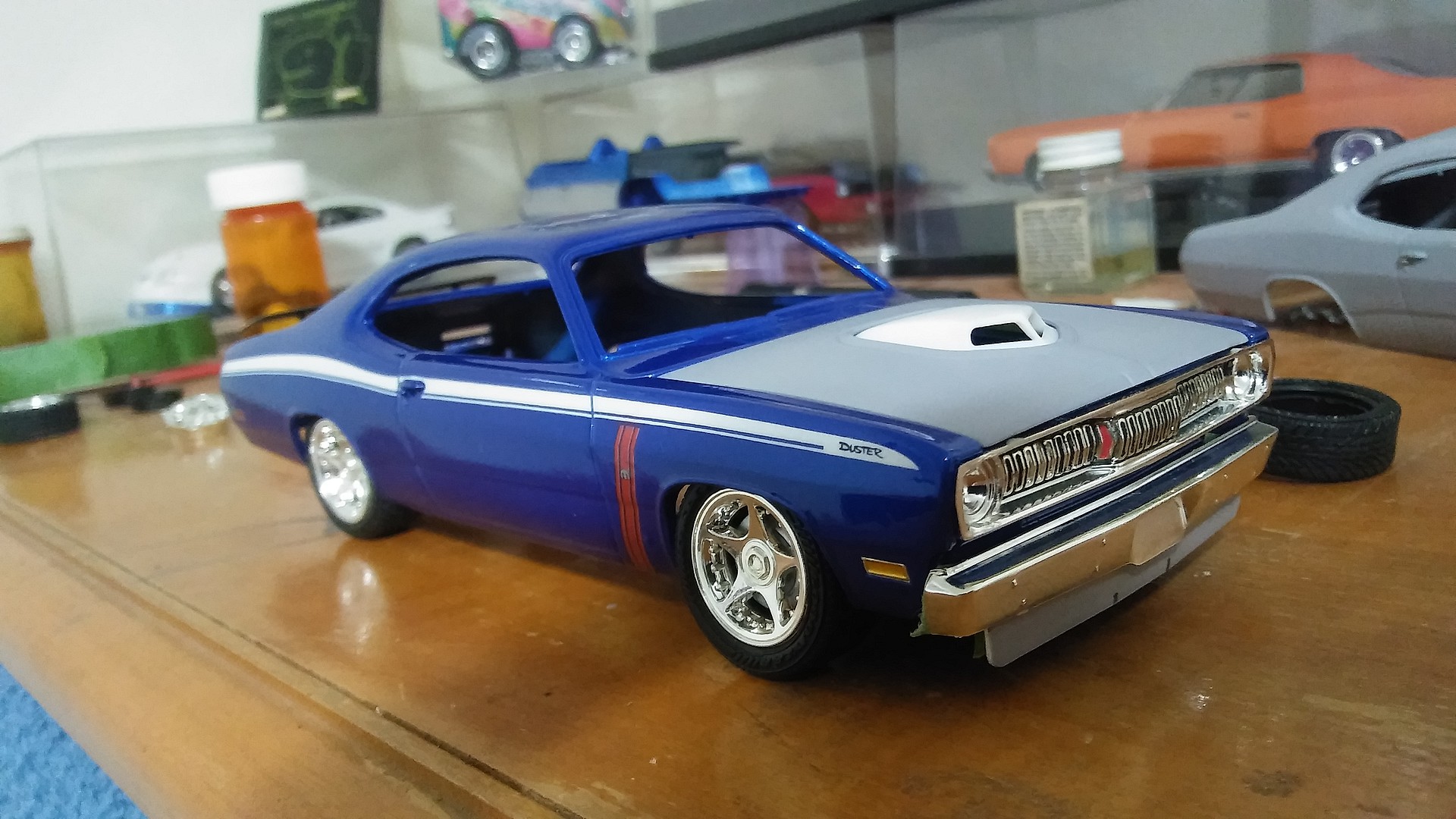 Model Master Spray GTS Blue Pearl 3 oz -- Hobby and Model Lacquer Paint ...