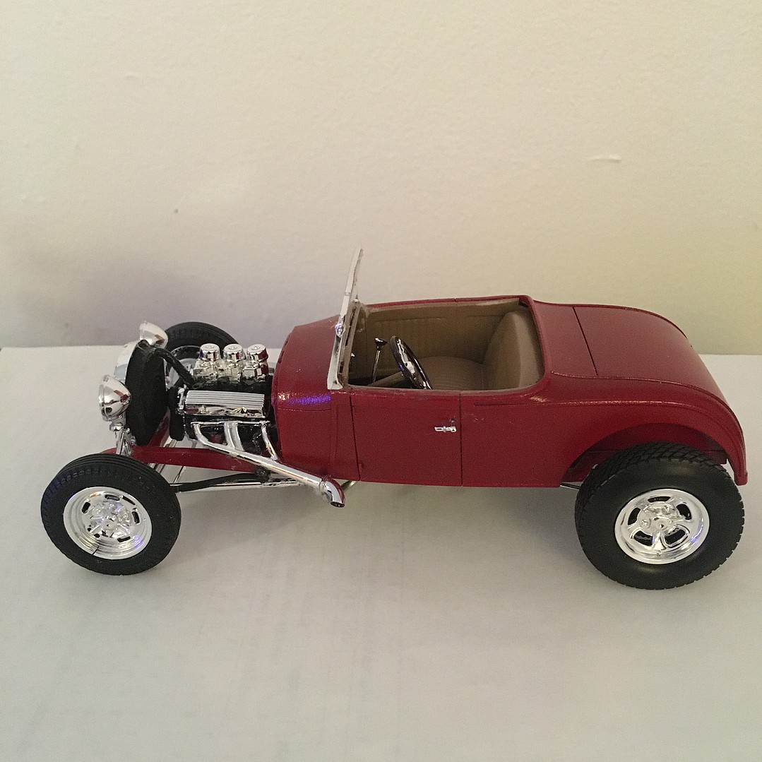 Gallery Pictures Tamiya Spray Lacquer TS8 Italian Red 3 oz Hobby and ...