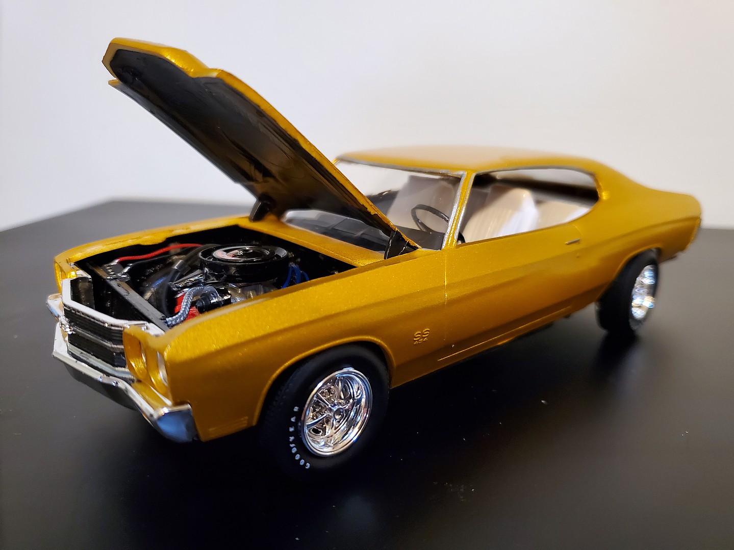 1970 Chevy Chevelle 22 2T -- Plastic Model Car Kit -- 1/25 Scale ...